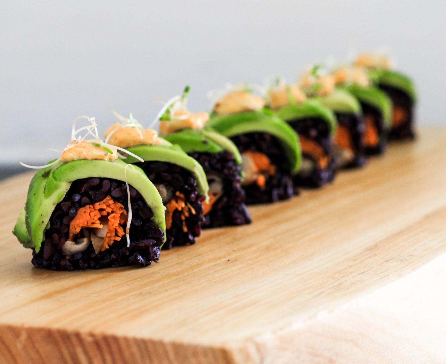 Bungalow Plant-Based Sushi é inaugurado em Santos